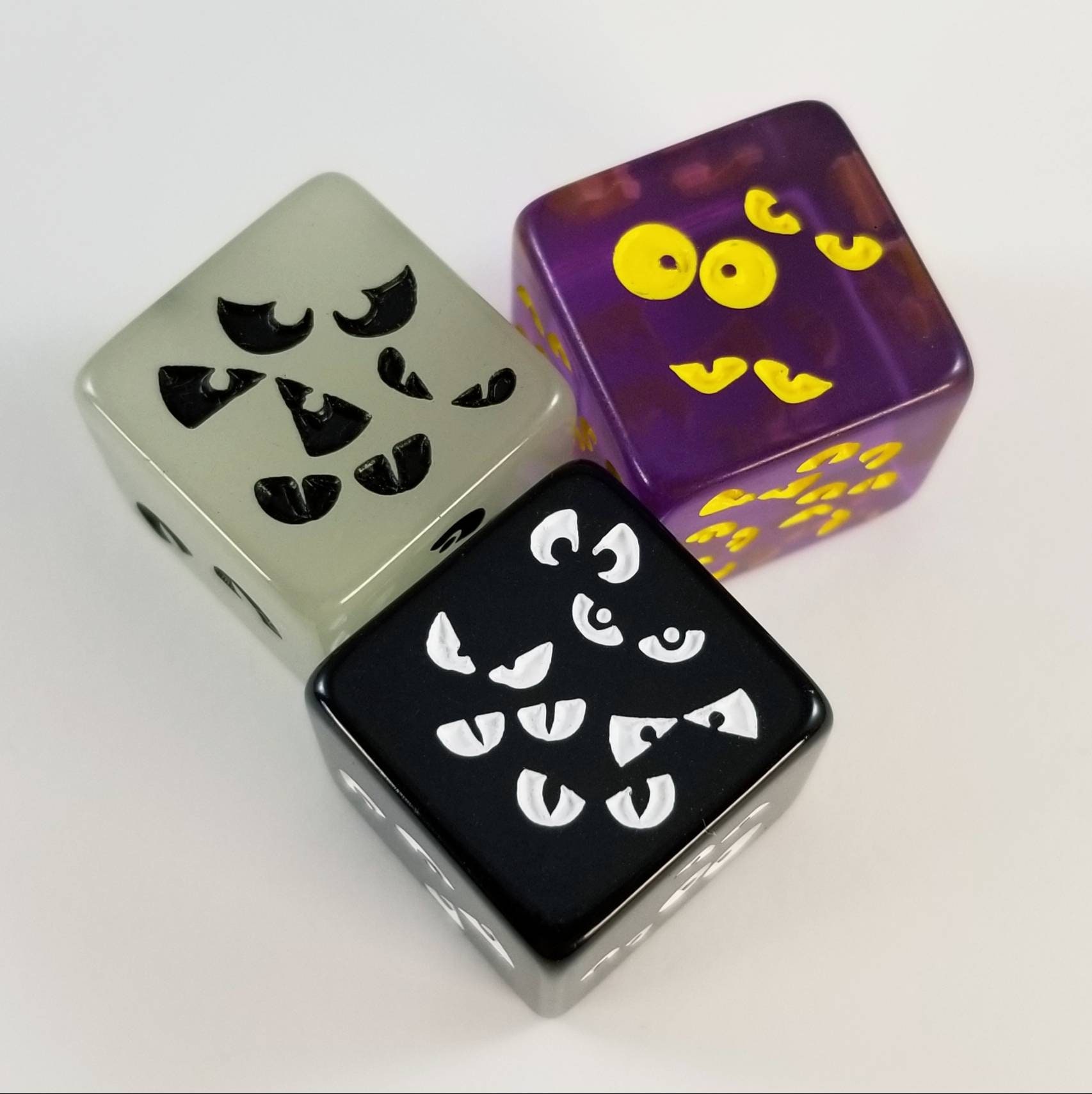 Spooky Eyes Dice, Set of 2 - D6 - DiceMakers.com