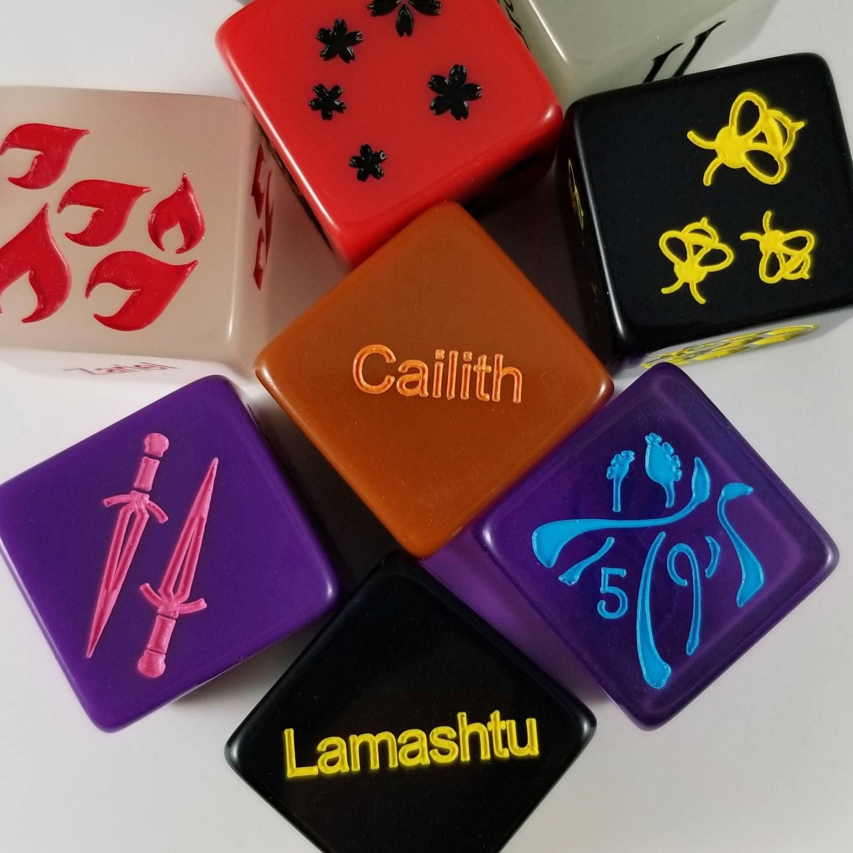 One Personalized D6 Dice With Your Choice of Pip Artwork - DiceMakers.com
